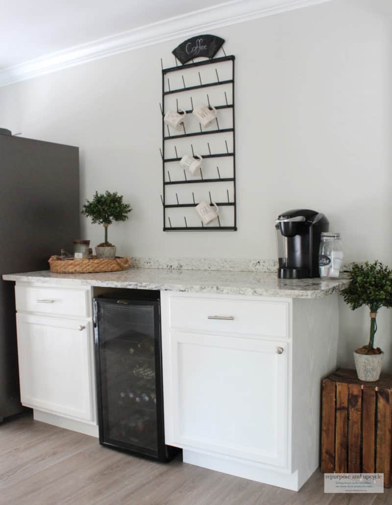 DIY Rustic Farmhouse Beverage Bar