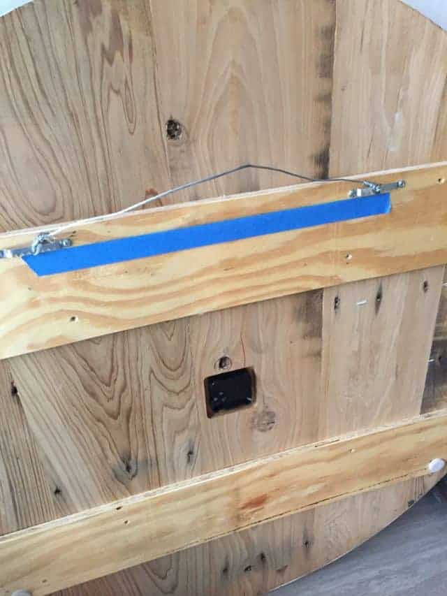 Two Easy Picture Hanging Tips Everyone Should know