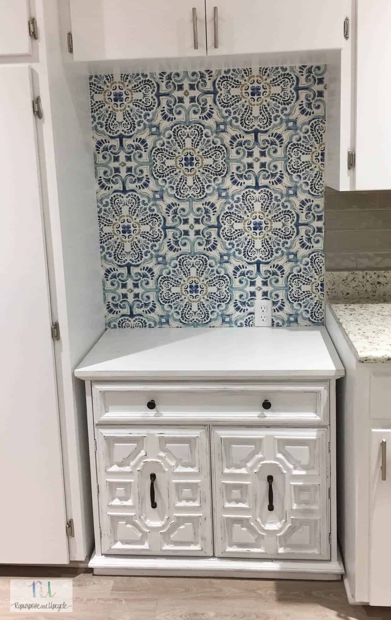 Kitchen Cubby Makeover with Open Shelves for Storage