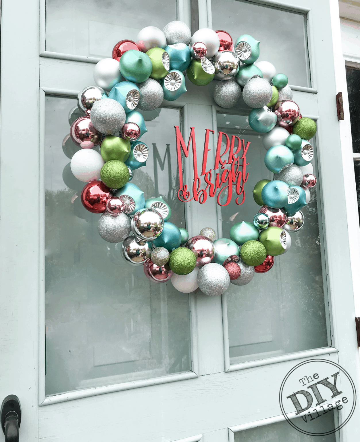 30 Fun Christmas Crafts and Christmas DIY's for the Whole Family