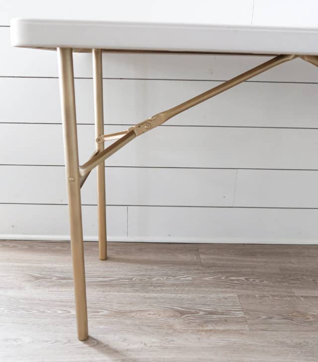 How to use Retique It Liquid Wood with a Folding Table Makeover