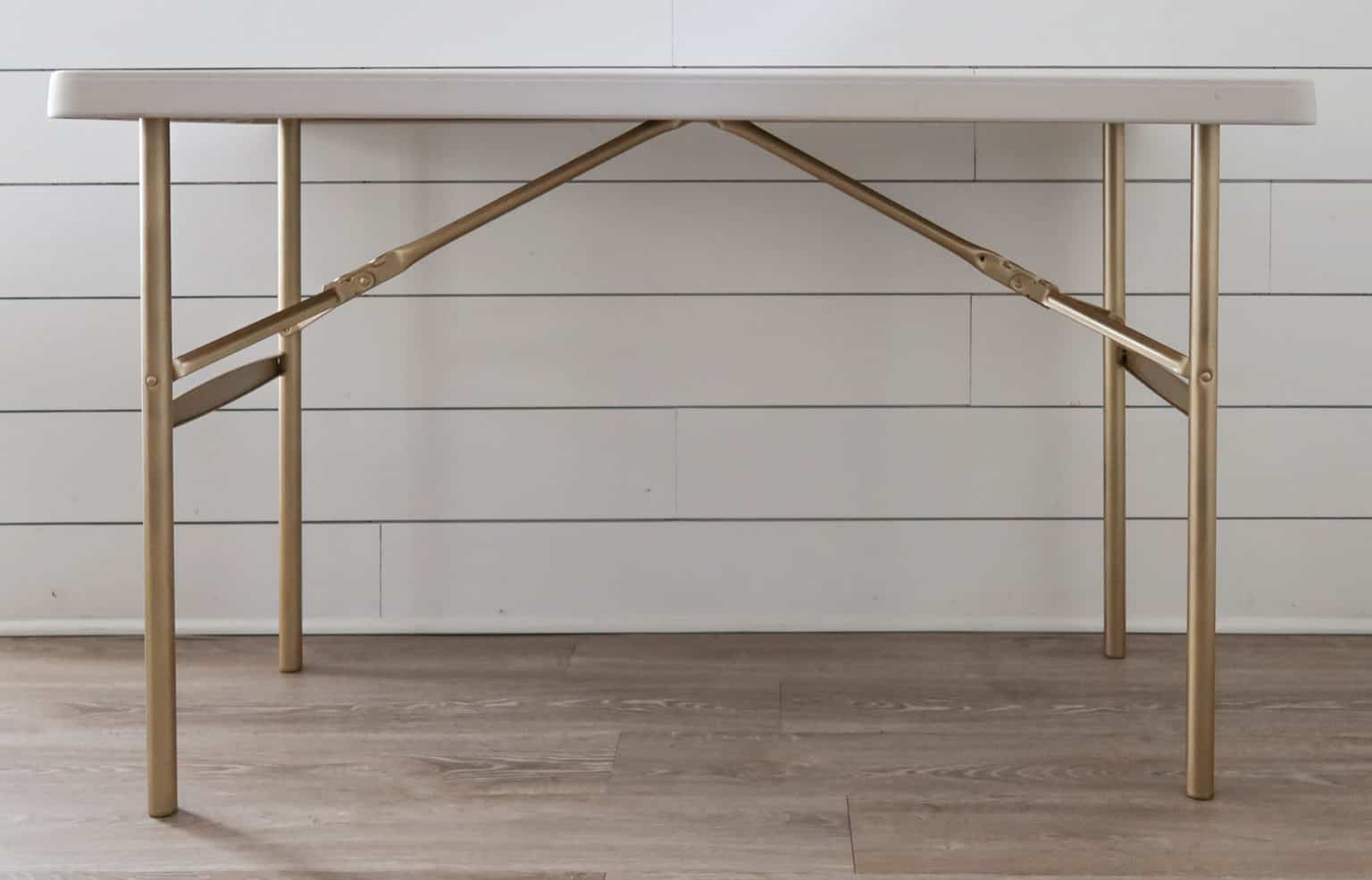 Folding Table Makeover with Retique It Liquid Wood