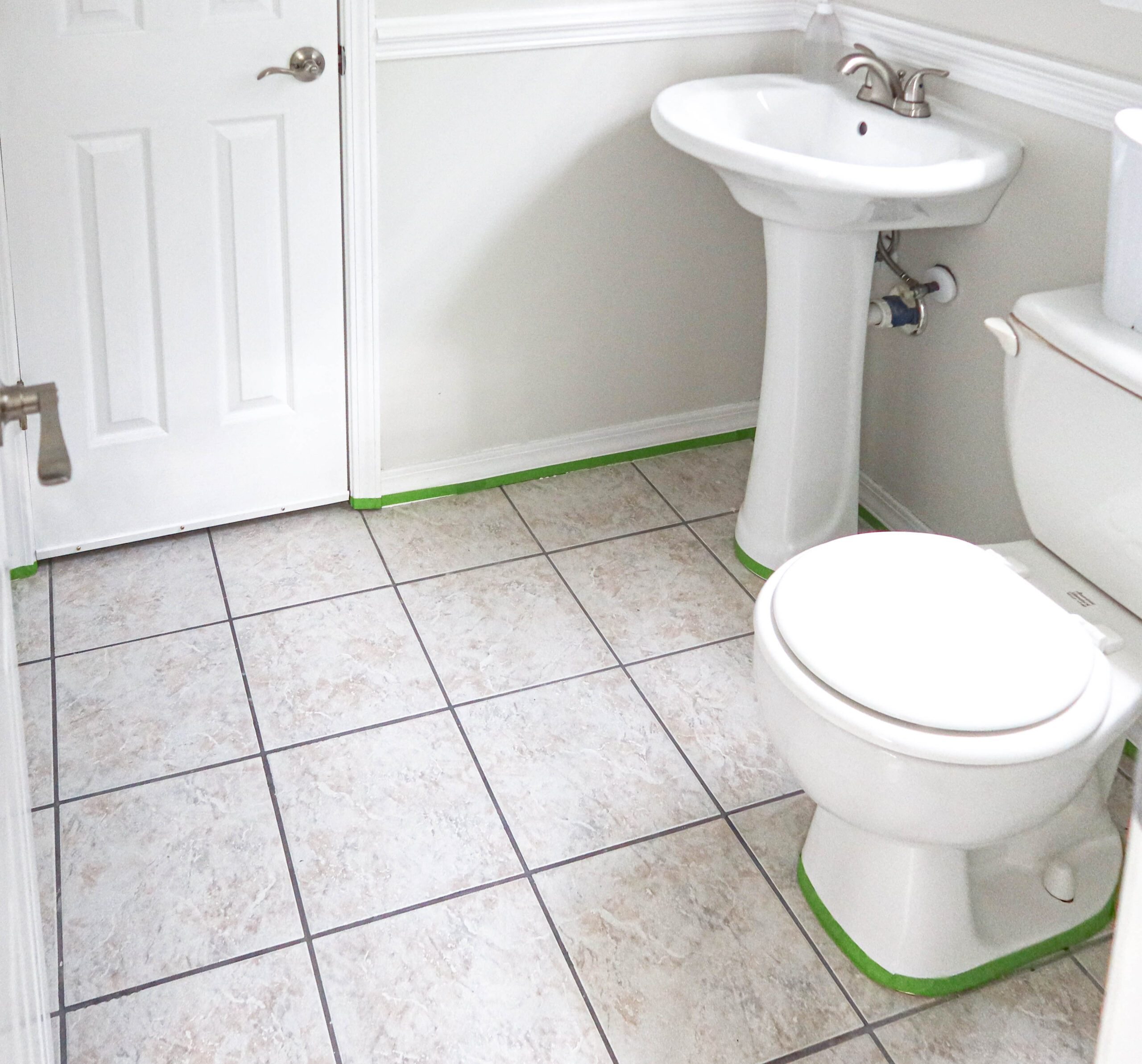 Using Rust-Oleum Home Floor Coating to Paint Outdated Tile Floor
