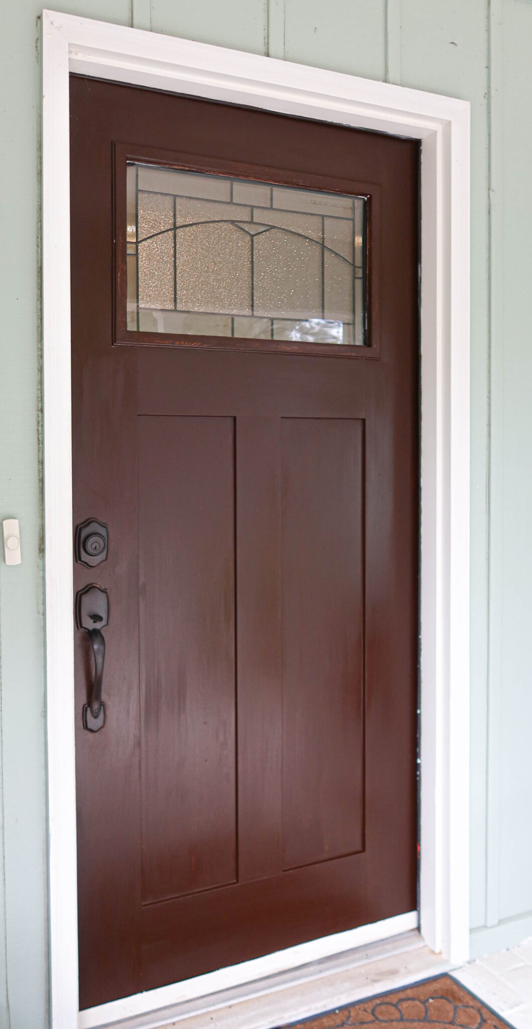 Creating a Faux Wood Fiberglass Door with Gel Stain