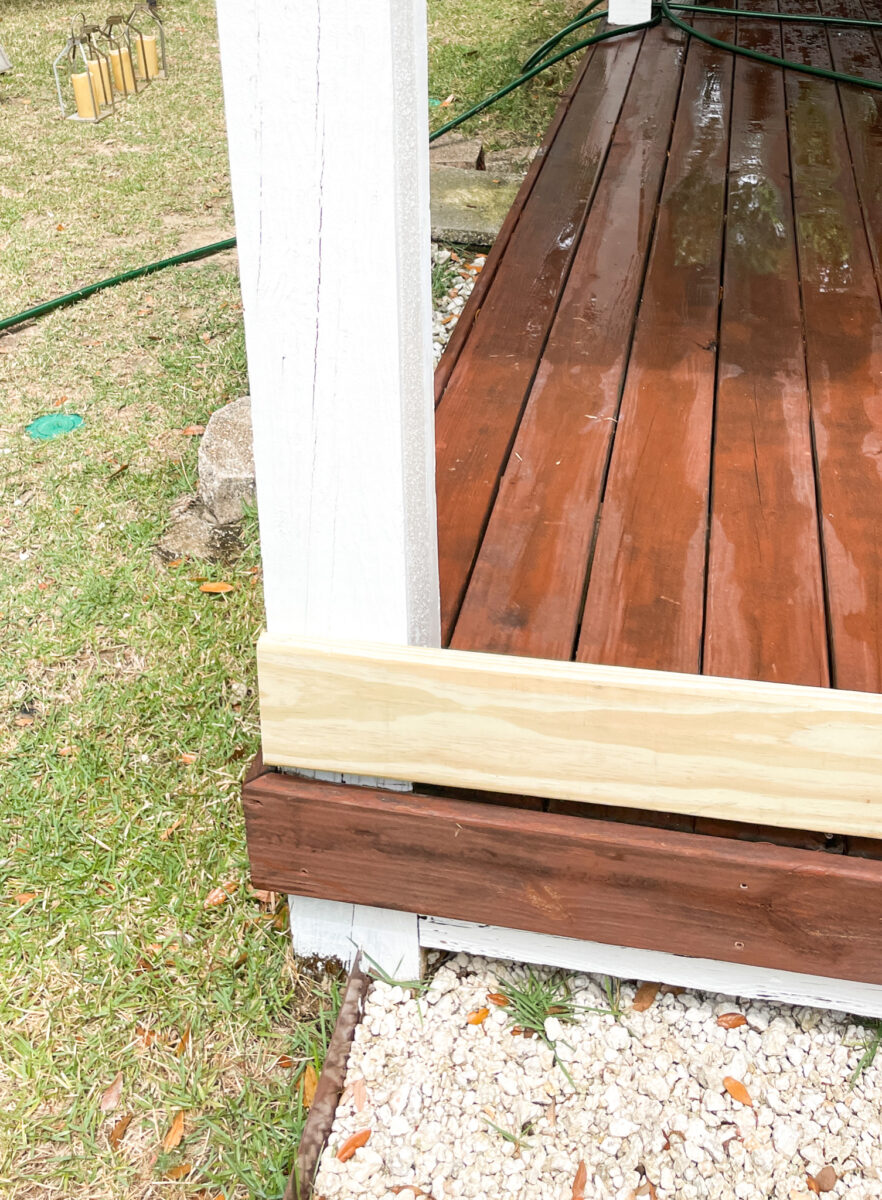 DIY Wood Outdoor Privacy Screen for Under $100!