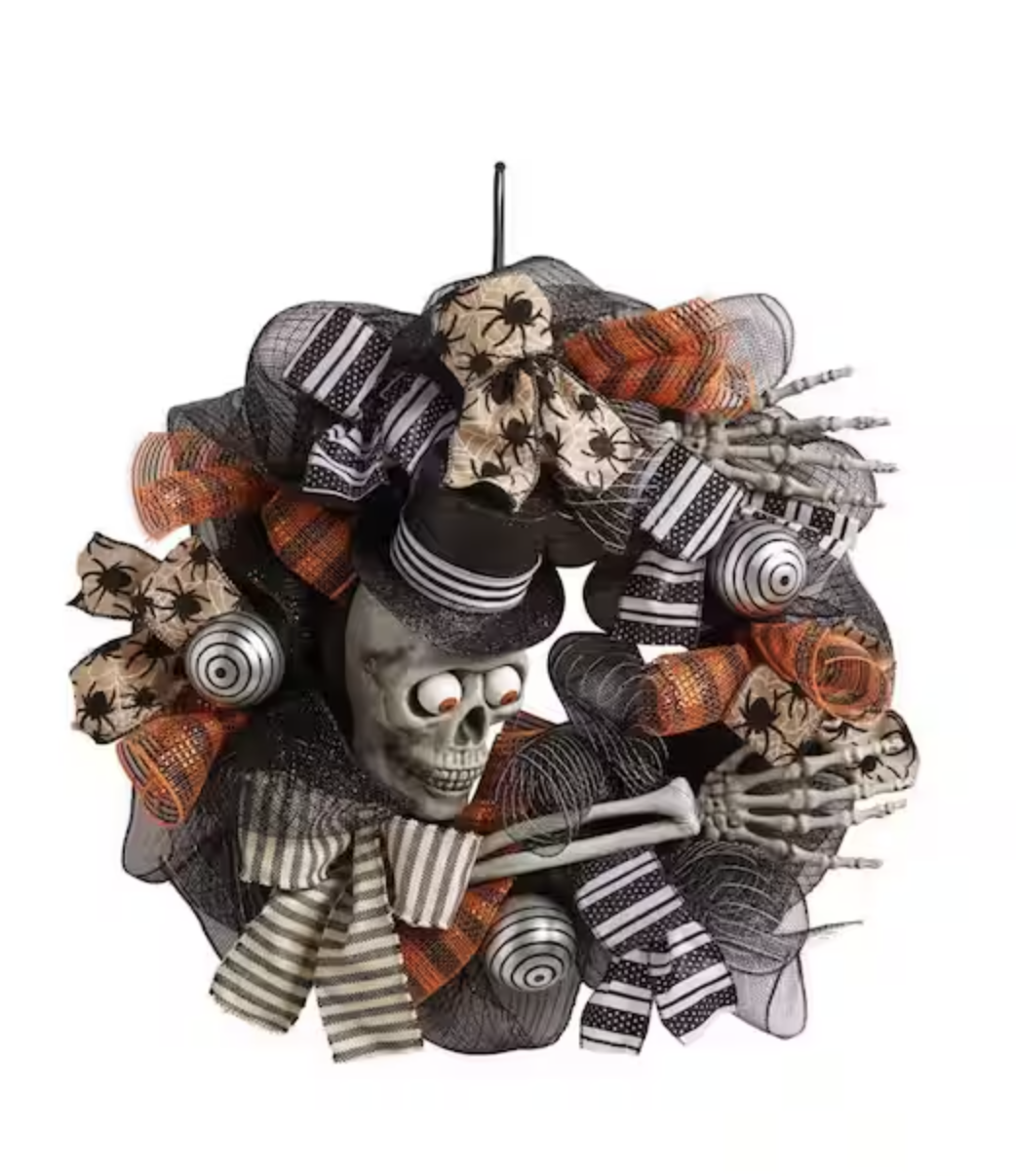 Halloween Mesh Wreaths: Spooky Addition to Your Front Door