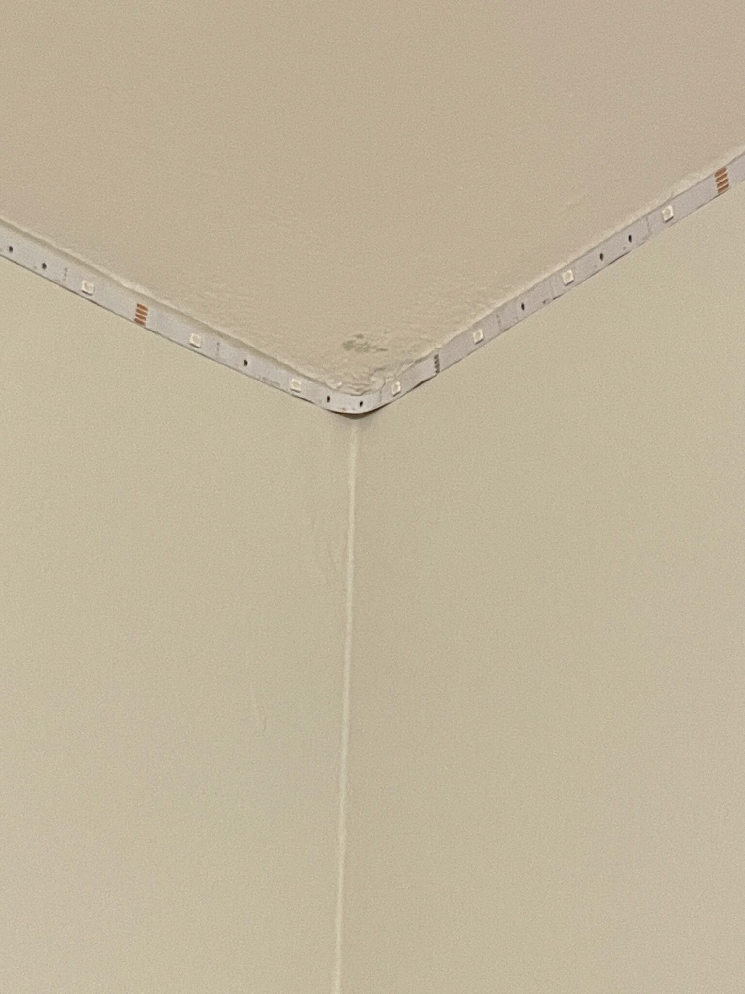 How to Hang LED Lights in the Bedroom: A Step-by-Step Guide