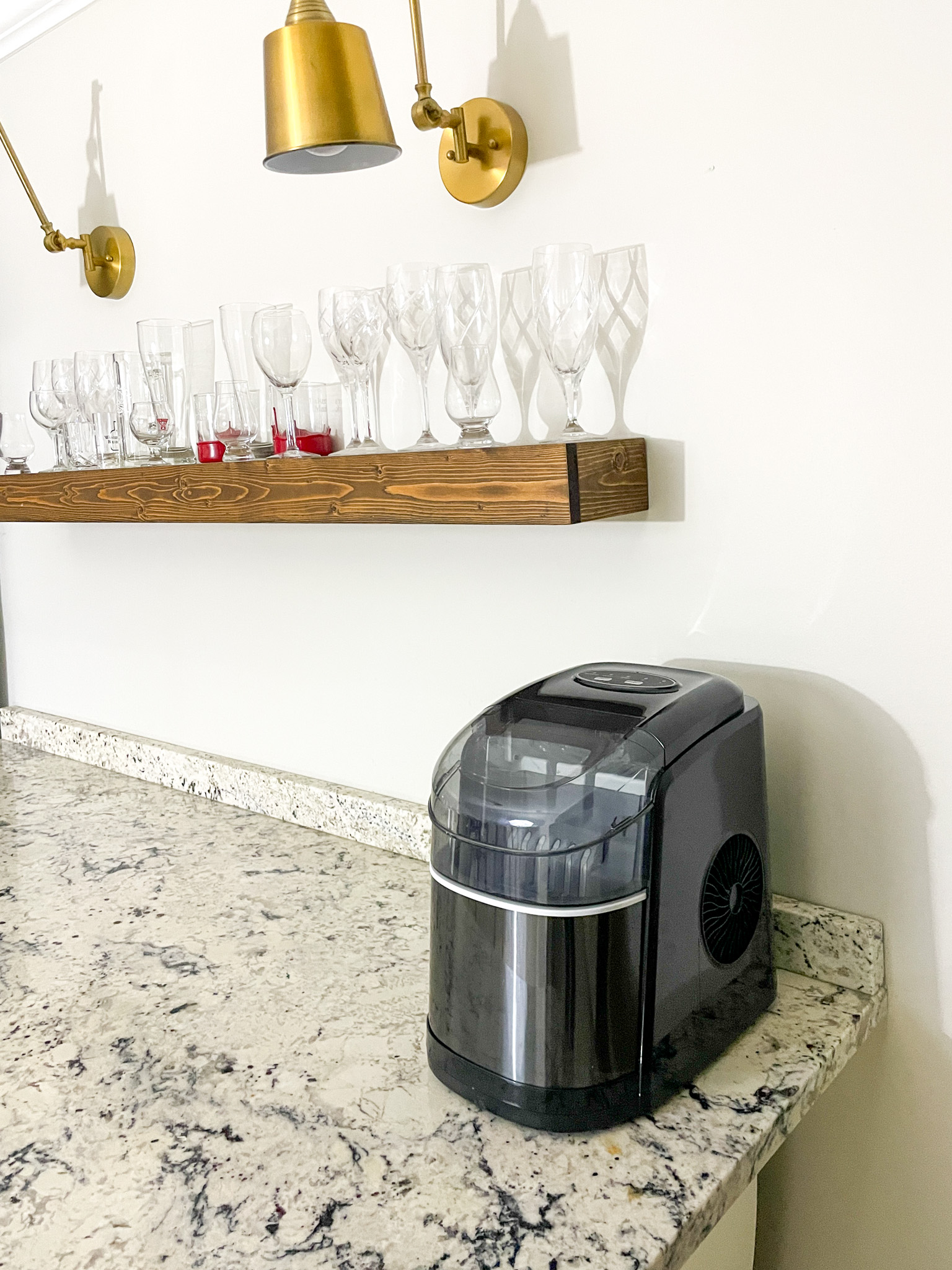 Creative and Affordable Dry Bar Ideas for the Home